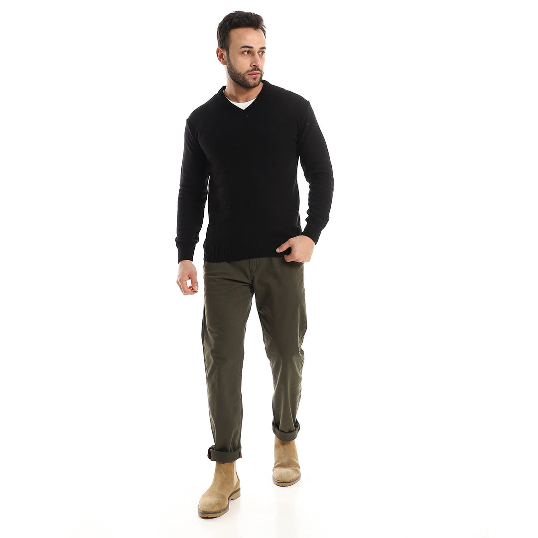 knitted_black_v-neck_slip_on_pullover – Andora